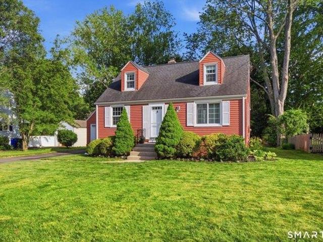 house with 3 bedroom, West Hartford CT ES103440023