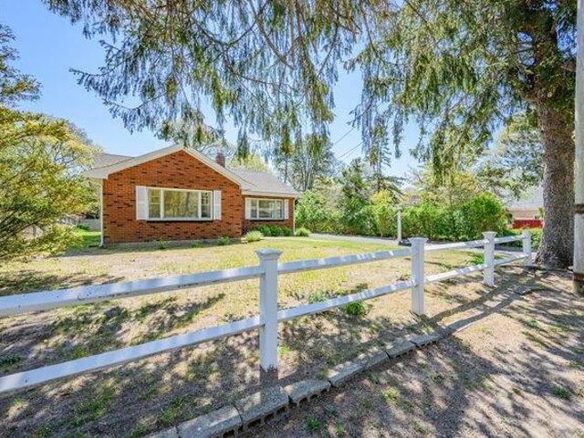 house with 3 bedroom, West Harwich MA ES104833913