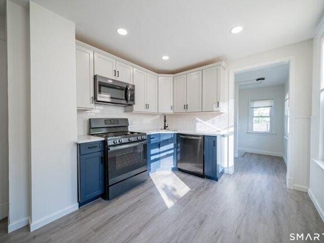 house with 3 bedroom, West Haven CT DLS103126179