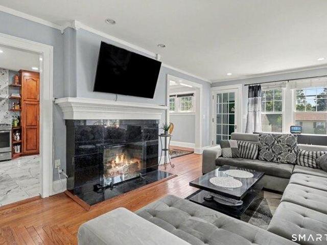 house with 3 bedroom, West Haven CT DS104375078
