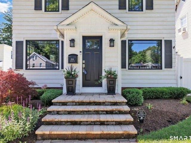 house with 3 bedroom, West Haven CT ES104922191