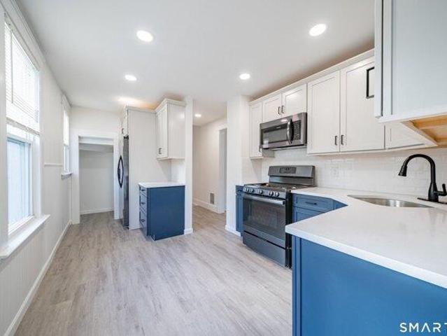 house with 3 bedroom, West Haven CT ES103126179