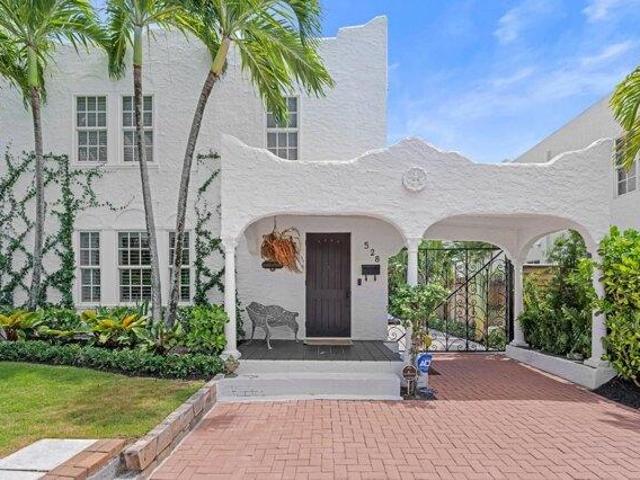 house with 3 bedroom, West Palm Beach FL DLS93566766