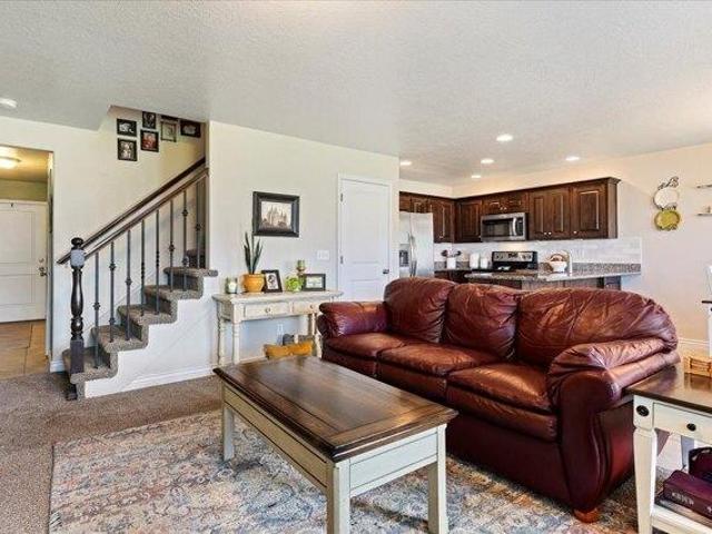 house with 3 bedroom, West Point UT DS88247258