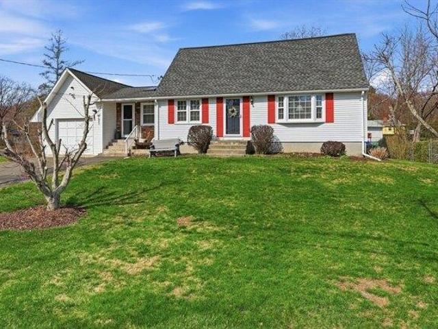 house with 3 bedroom, West Springfield MA DLS101897000