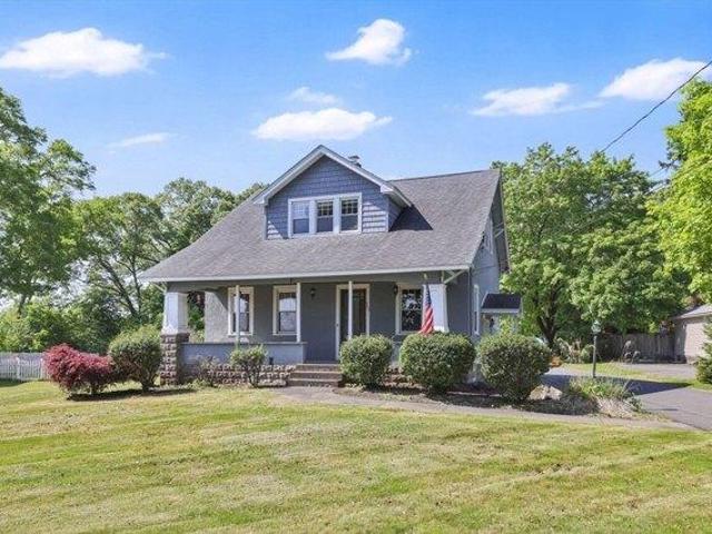 house with 3 bedroom, West Springfield MA DS103159572