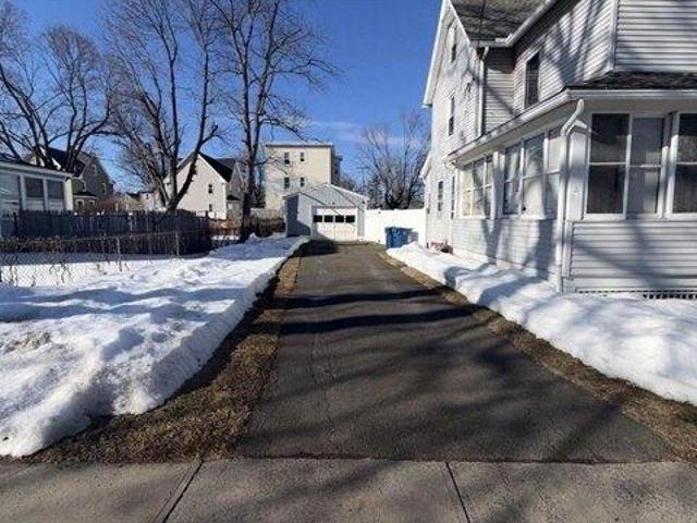 house with 3 bedroom, West Springfield MA DS103666881