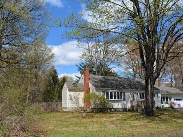 house with 3 bedroom, West Springfield MA DS103930613