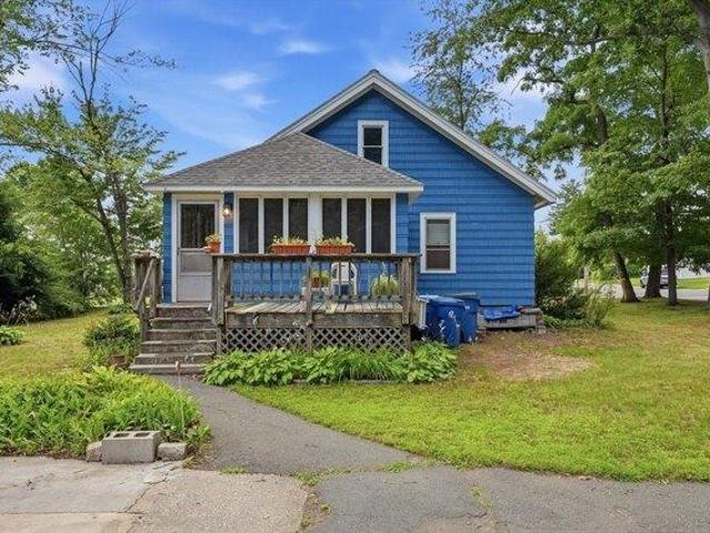 house with 3 bedroom, West Springfield MA ES105115227