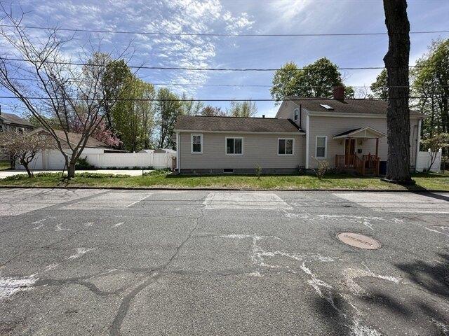 house with 3 bedroom, West Springfield MA ES103662840
