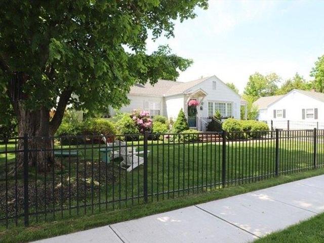 house with 3 bedroom, West Springfield MA ES103968497