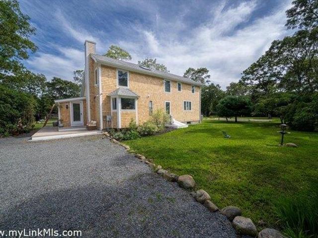 house with 3 bedroom, West Tisbury MA ES103444567