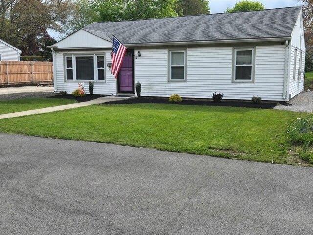 house with 3 bedroom, West Warwick RI DLS103017180