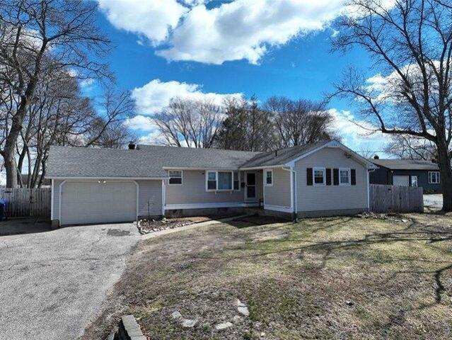 house with 3 bedroom, West Warwick RI DS102443829