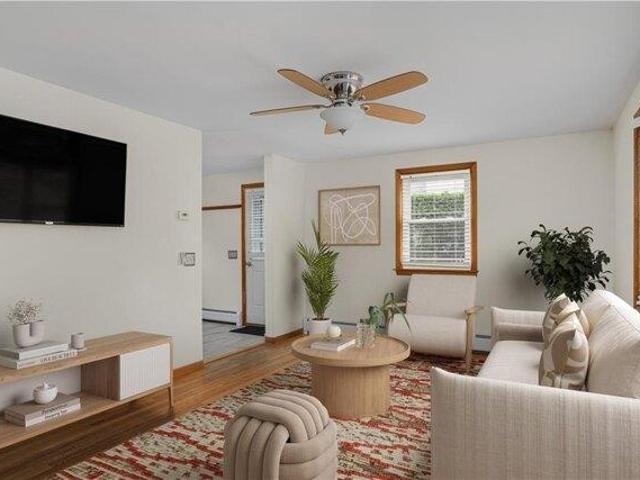 house with 3 bedroom, West Warwick RI DS103125350