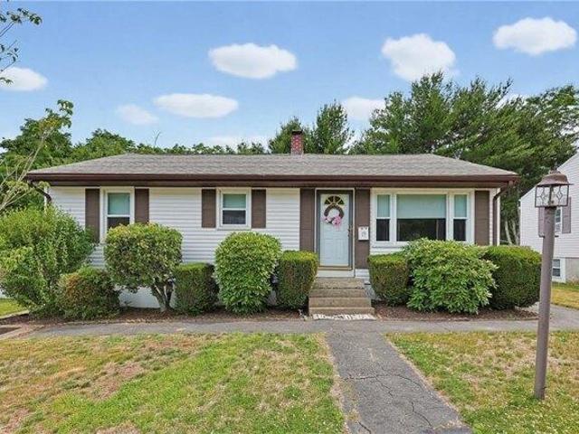 house with 3 bedroom, West Warwick RI DS104297974