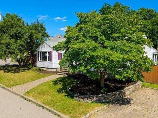 house with 3 bedroom, West Warwick RI ES103663453