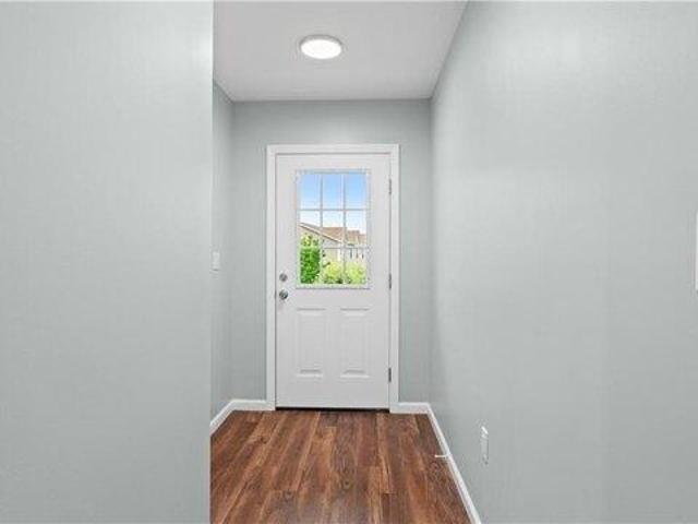 house with 3 bedroom, West Warwick RI ES105080404