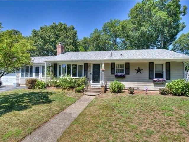 house with 3 bedroom, West Warwick RI ES105096084