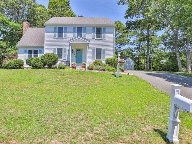 house with 3 bedroom, West Yarmouth MA DS104478509