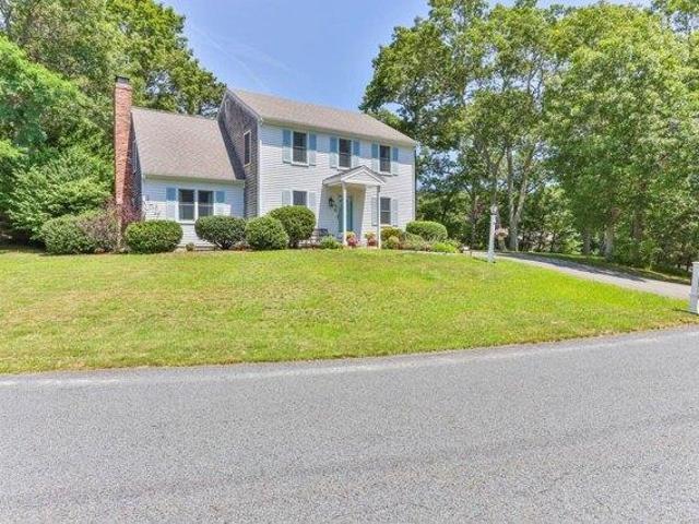house with 3 bedroom, West Yarmouth MA ES104478509