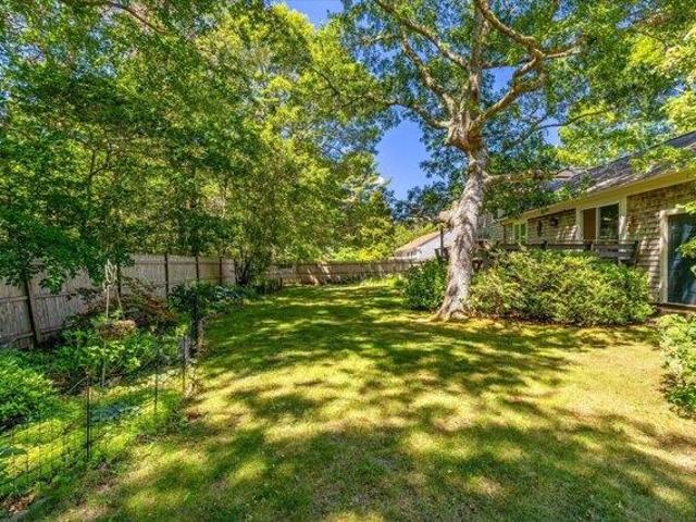house with 3 bedroom, West Yarmouth MA ES103849505