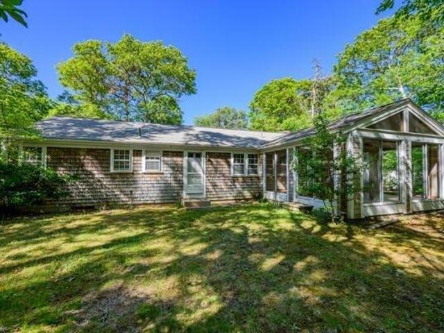 house with 3 bedroom, West Yarmouth MA ES103886987