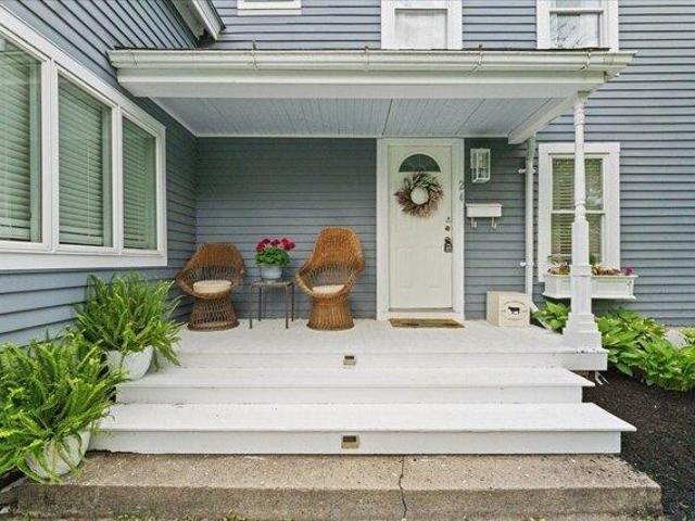 house with 3 bedroom, Westborough MA DS104191407