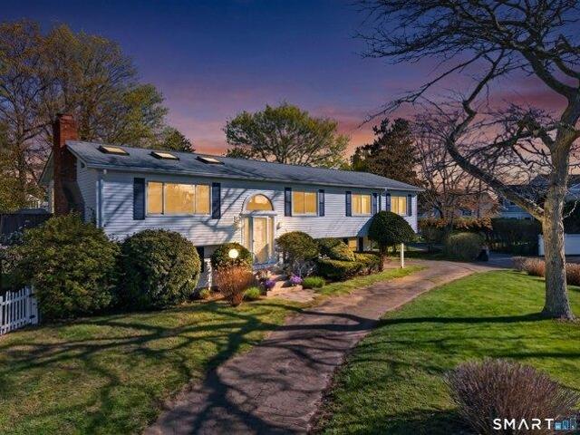 house with 3 bedroom, Westbrook CT DLS103101394