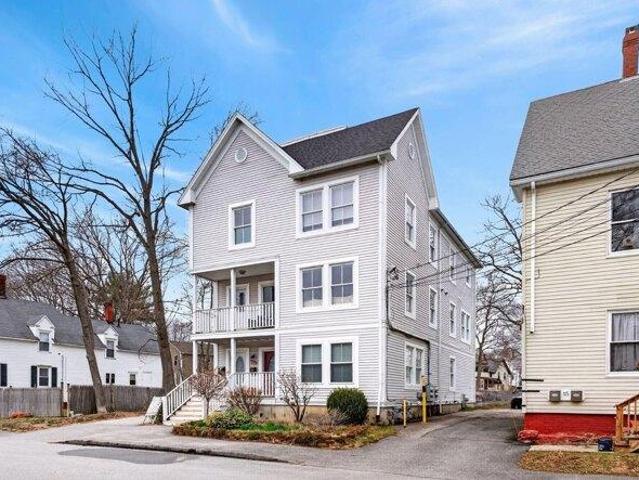 house with 3 bedroom, Westbrook ME DLS102447564