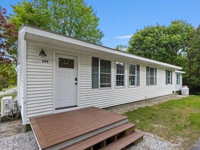 house with 3 bedroom, Westbrook ME ES103603069