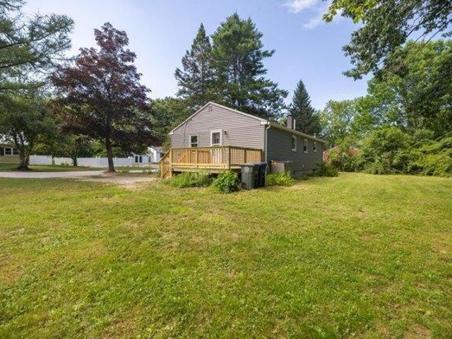 house with 3 bedroom, Westbrook ME ES104569969