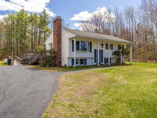 house with 3 bedroom, Westbrook ME ES104687384