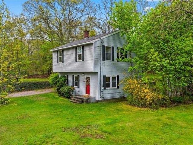 house with 3 bedroom, Westerly RI DS102409255