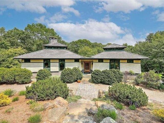 house with 3 bedroom, Westerly RI DS102632734