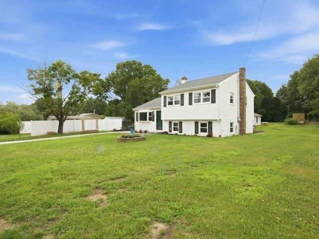 house with 3 bedroom, Westerly RI DS104295414