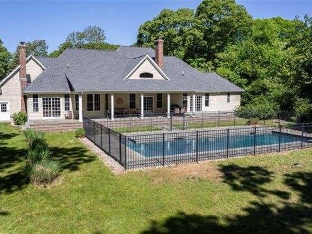 house with 3 bedroom, Westerly RI ES103189762
