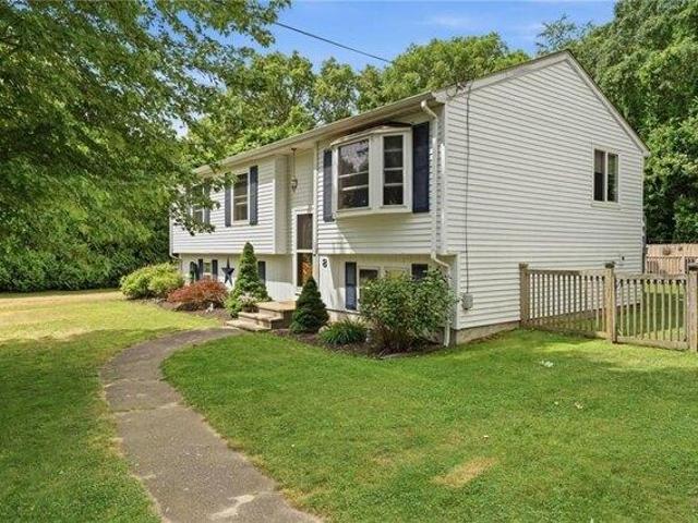 house with 3 bedroom, Westerly RI ES104869837