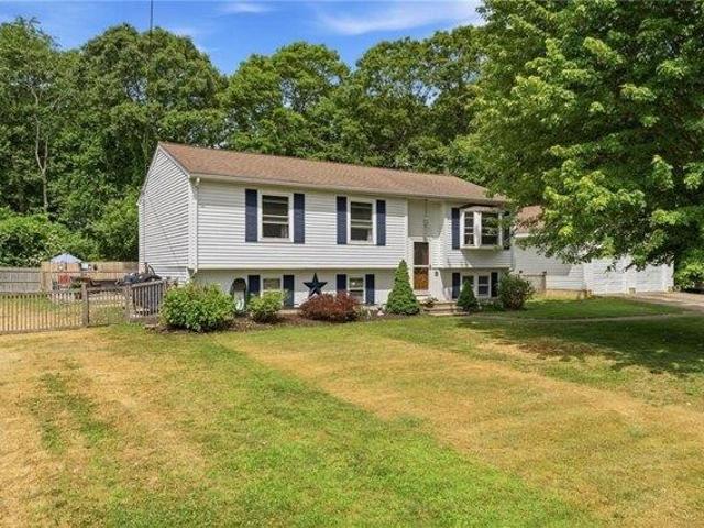 house with 3 bedroom, Westerly RI ES105080212