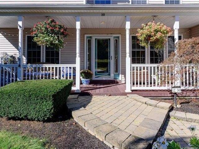 house with 3 bedroom, Westerly RI ES105096318