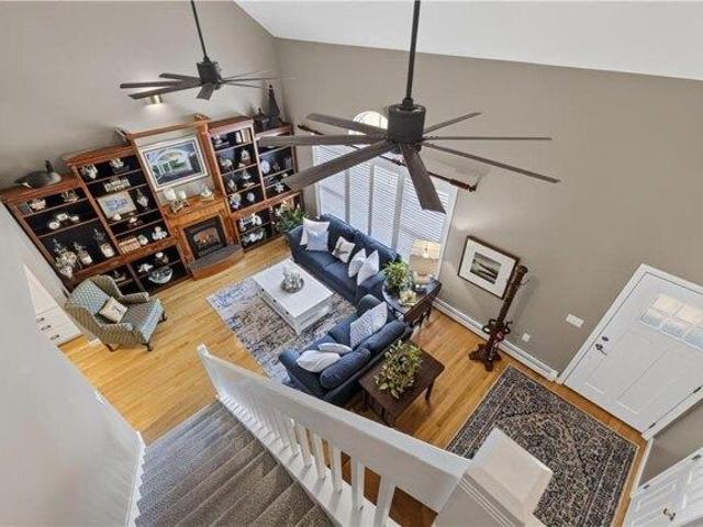 house with 3 bedroom, Westerly RI ES105204760