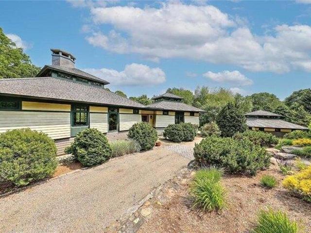 house with 3 bedroom, Westerly RI ES105205466