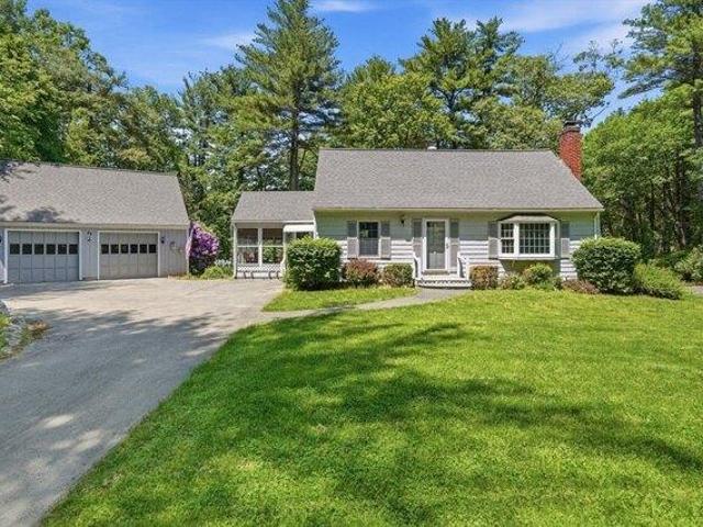 house with 3 bedroom, Westford MA DS103927454