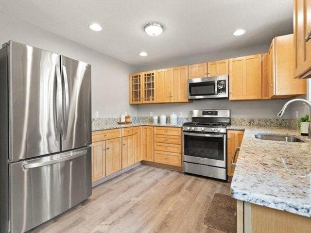 house with 3 bedroom, Westford MA ES103885843