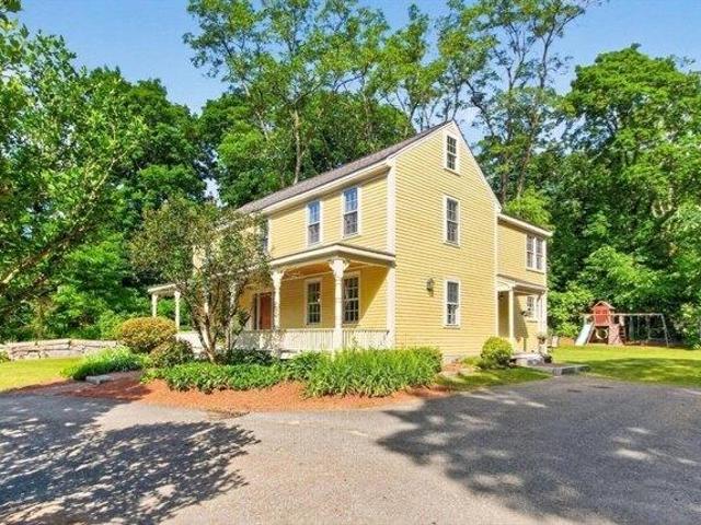 house with 3 bedroom, Westford MA ES104295858
