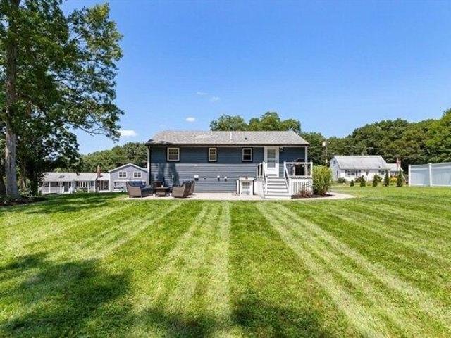 house with 3 bedroom, Westford MA ES104511621
