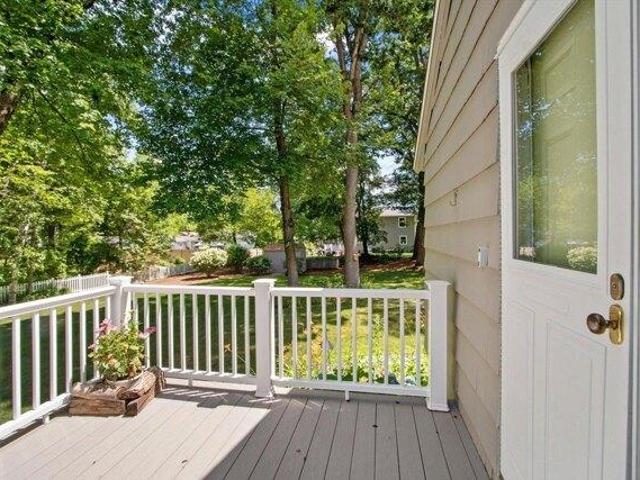 house with 3 bedroom, Westford MA ES105079946