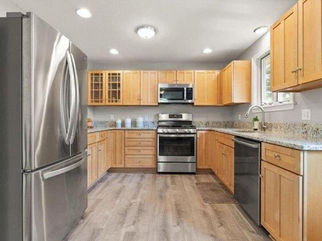 house with 3 bedroom, Westford MA ES105105871