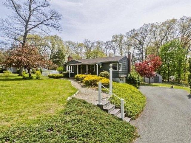 house with 3 bedroom, Westfield MA DLS102346034