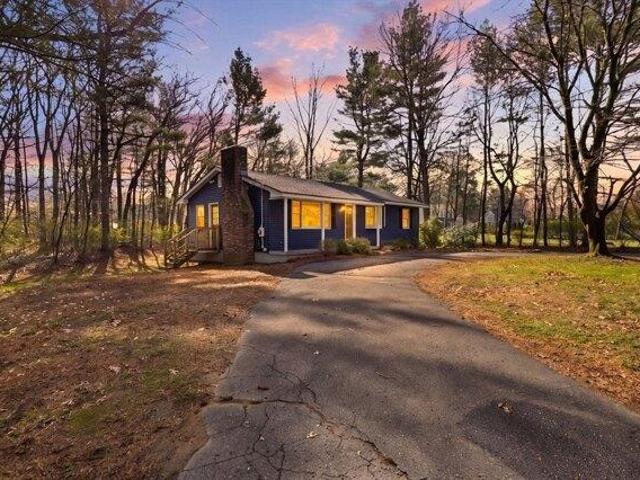 house with 3 bedroom, Westfield MA DLS102371783